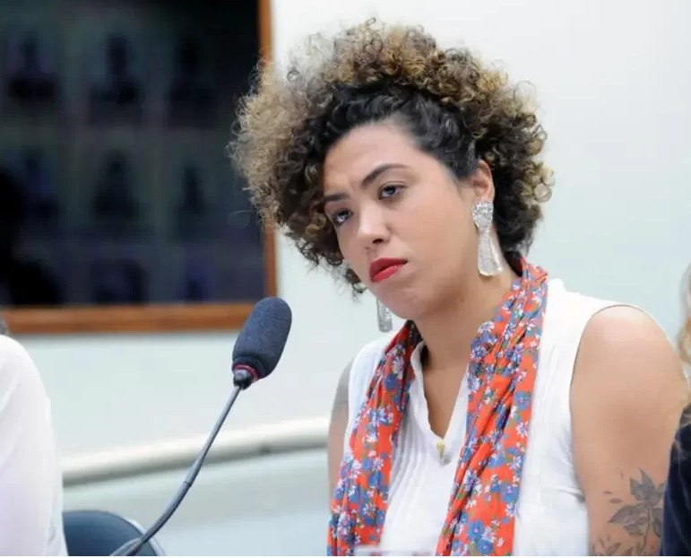 Em defesa do mandato da deputada Talíria Petrone - Coalizão Negra Por ...